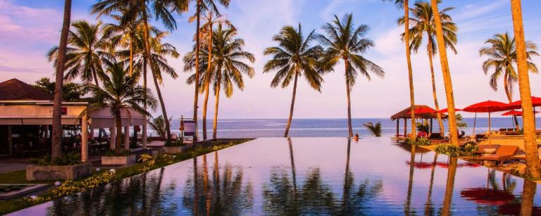 Where is hot in November? Top 20 hot destinations to visit in November